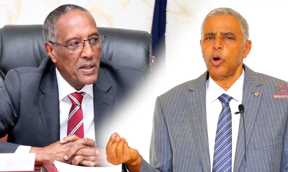 “Maxamuud Xaashi Guul Darro Siyaasadeed Ayuu Lugihiisa Ku Doontay ...